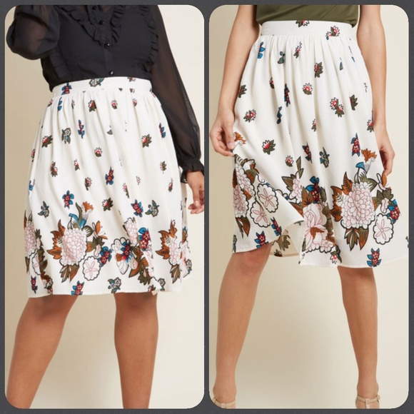 Modcloth | Skirts | Modcloth Built For Brilliance Floral Skirt Small ...